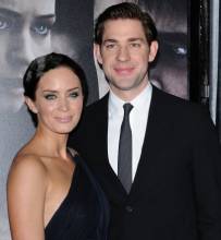 Pop Minute - Emily Blunt & John Krasinski Prank Kimmel By Wrapping and ...